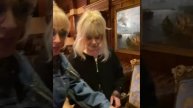 Лайма Вайкуле показала видео, как принесла Алле Пугачевой диетическое питание