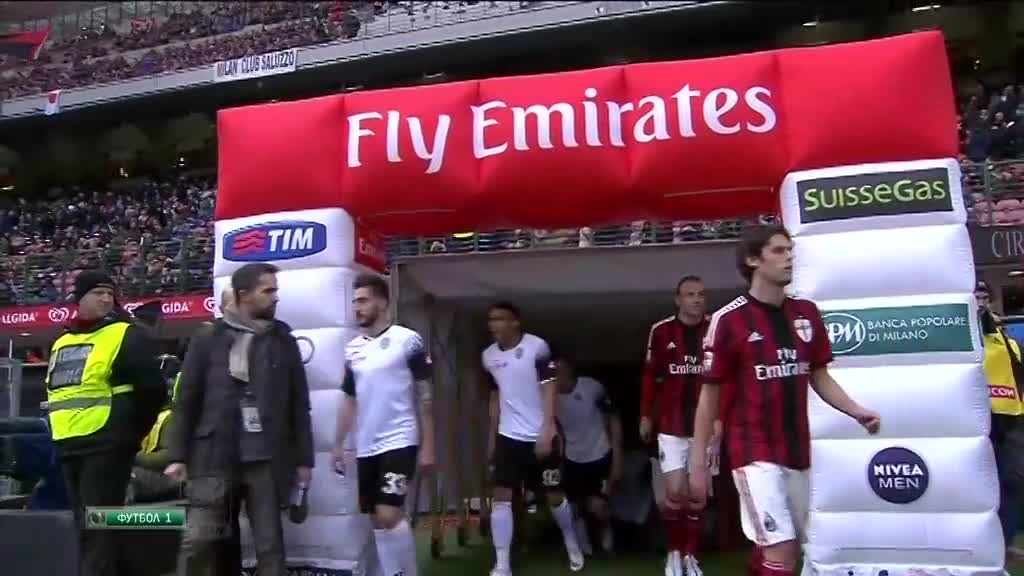 Милан - Чезена 2:0 видео
