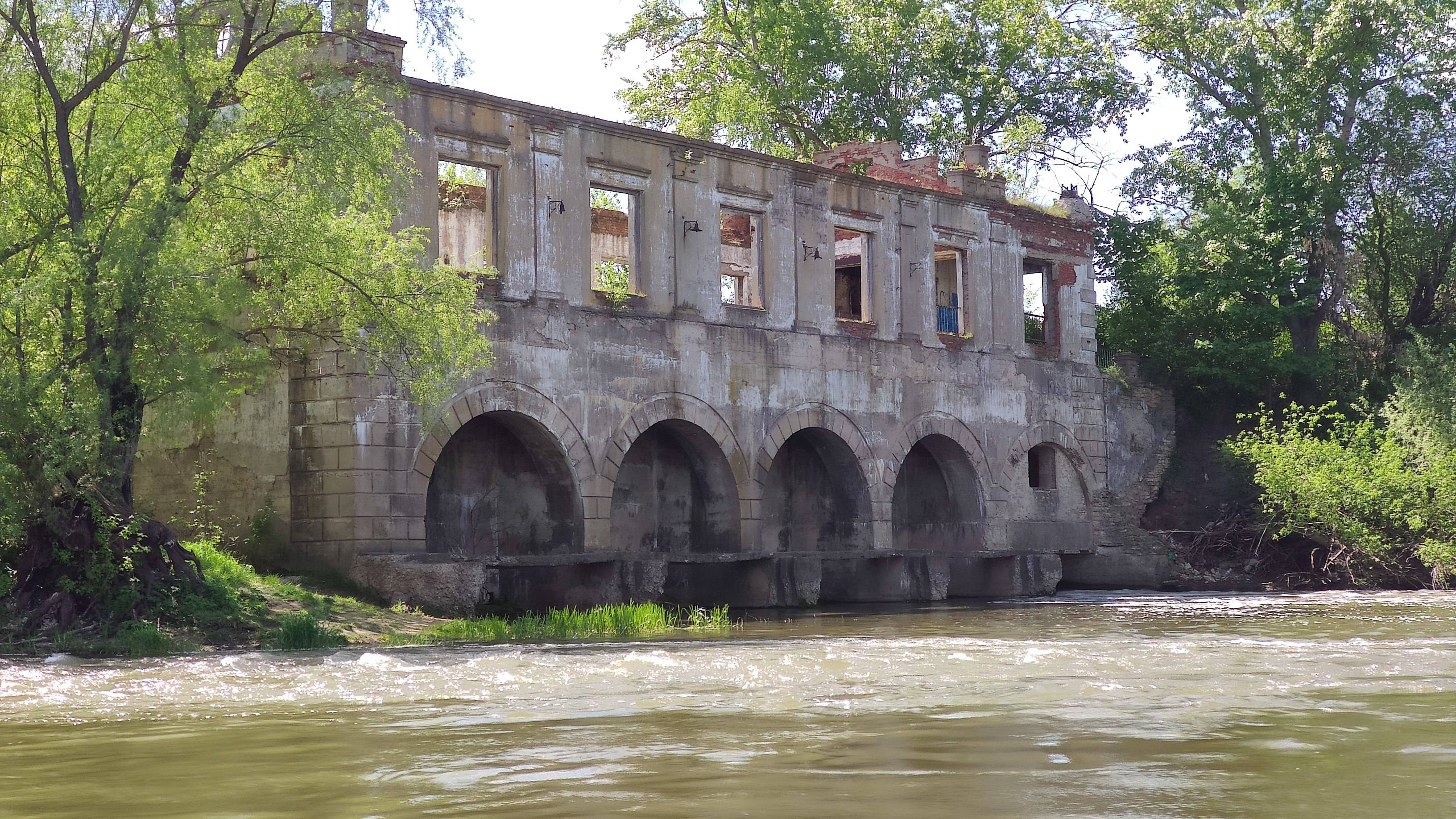 Троекуровская ГЭС
