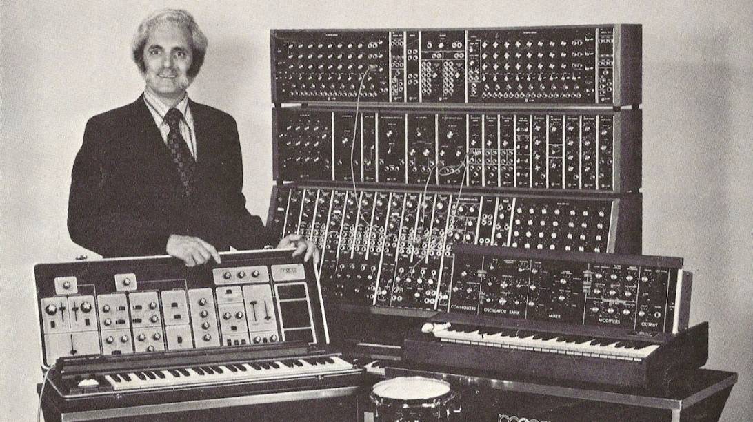Синтез с помощью Moog .