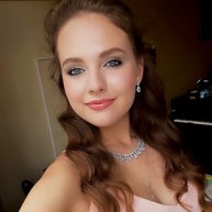 Полина Тропашко Аватар автора