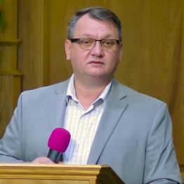 Пастор Константин Браун