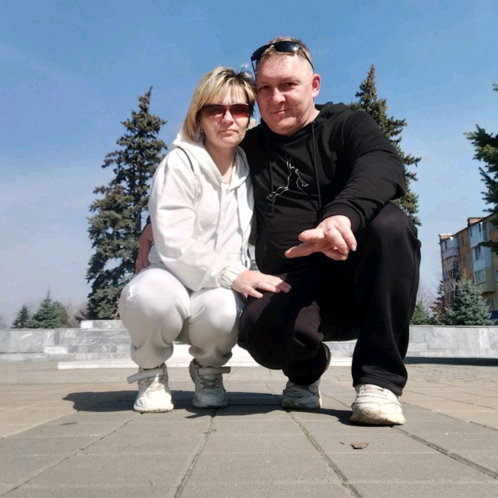 Ксюшка В Деревушке!