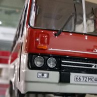 Авто 1/43 гараж на полке Аватар автора