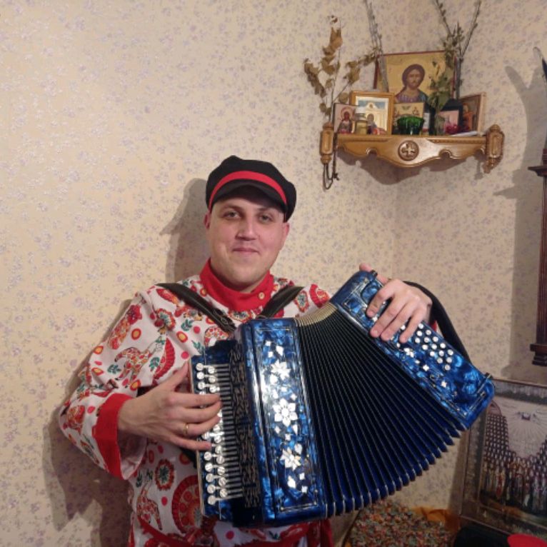 Гармонист Андрей Чешуин