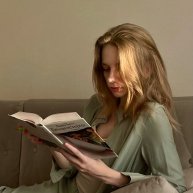 juliewhoreads Аватар автора