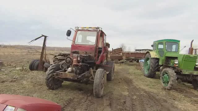 Самодельный трактор по прозвищу ПОКЕМОН