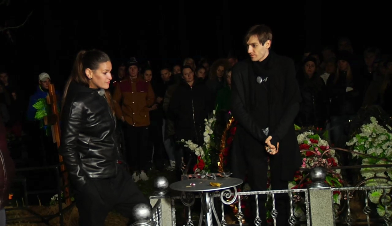 Экстрасенсы ведут расследование: Виктория Райдос и Александр Шепс - Работа на кладбище