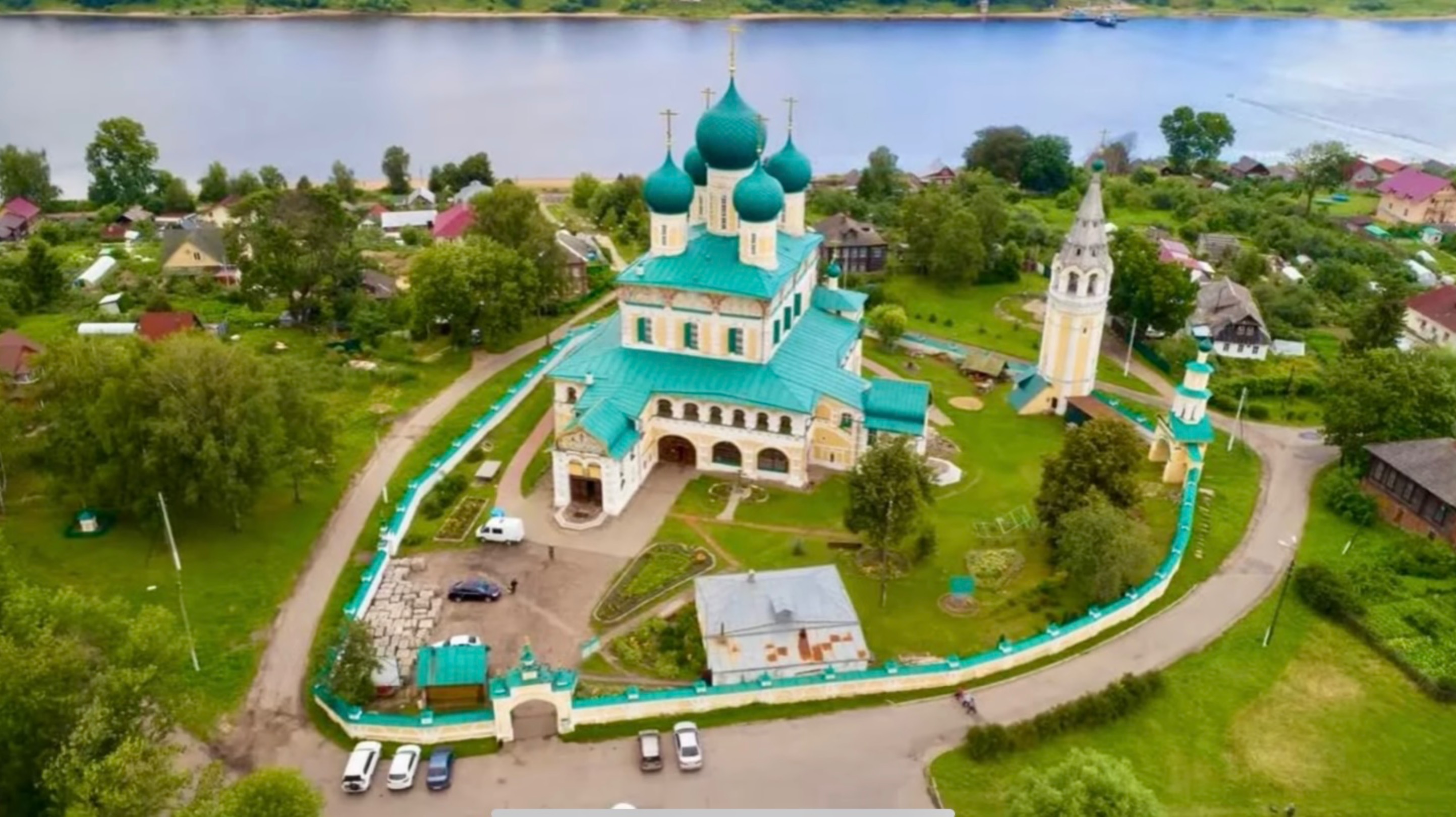 Романов - Борисоглебск / Тутаев/  город на Волге Ярославская обл