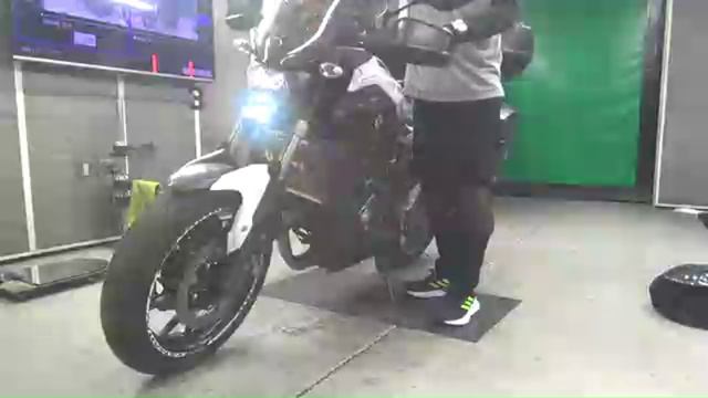 Мотоцикл naked bike нейкед Yamaha