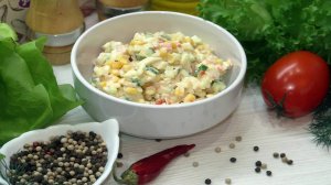 Салаты. Рецепты вкусных салатов на праздничный стол и не только