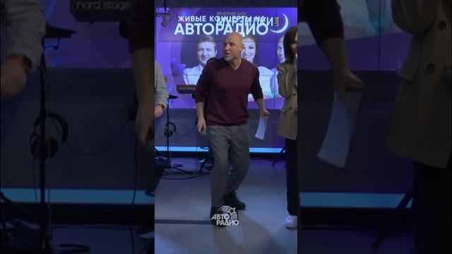 Мурзилки LIVE: лучшие пародии поющих ведущих Авторадио