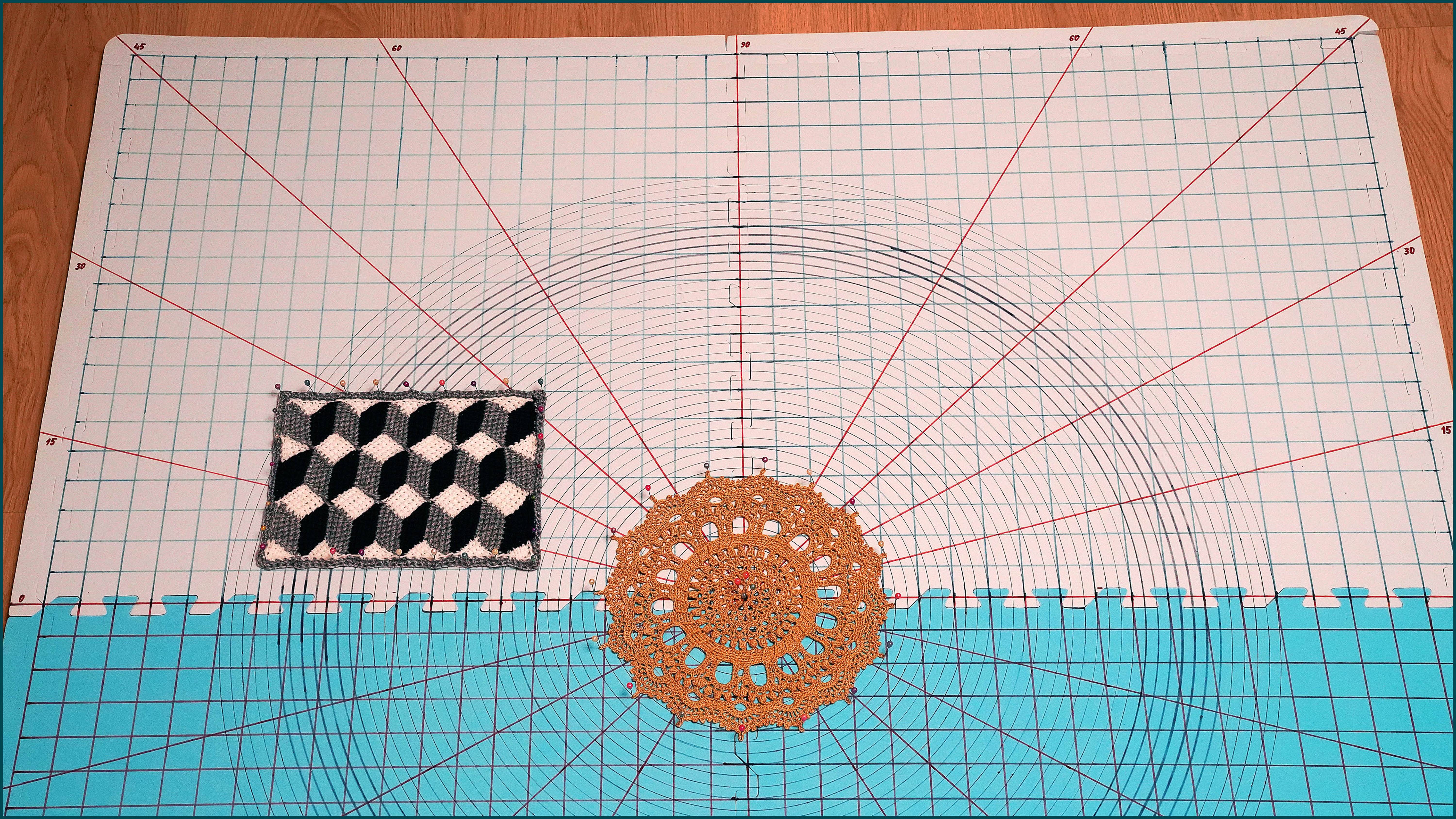 Приспособления для вязания.