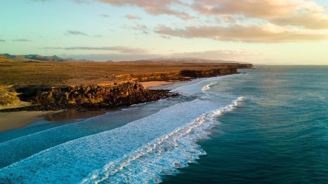 плкйлист с длинным названием в сто символов 100 символов для названия плейлистиииикаааа хаахха хехех