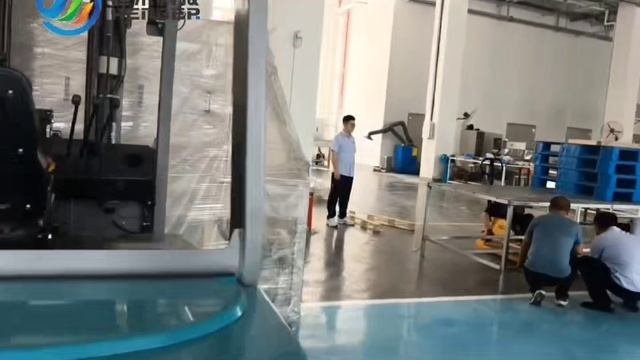 Автоматическая линия для мойки пластиковой тары. Упаковка и отправка клиенту из Воронежа