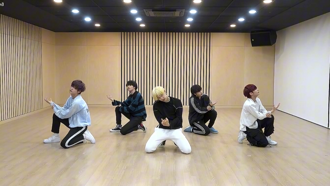 TxT - 'Can't You See Me?' Dance Practice Mirrored
