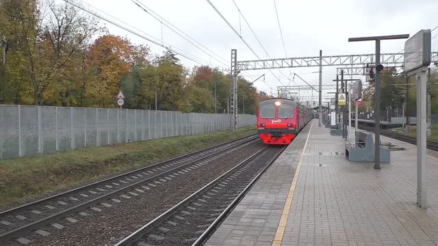 Электропоезд серии ЭД4М/МКМ/МКУ.