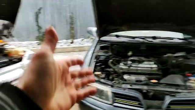 Видео: что будет, если вместо моторного масла в двигатель залить кислоту