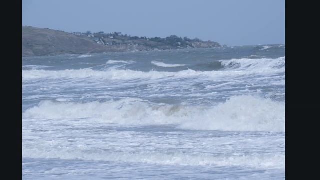 Смотреть Приехали На Море порно видео онлайн