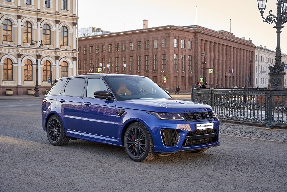 RANGE ROVER SPORT SVR, 575 л.с.