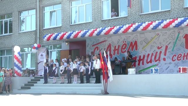 ″В нашей школе сегодня праздник!″ (концерты, утренники, торжественные линейки)