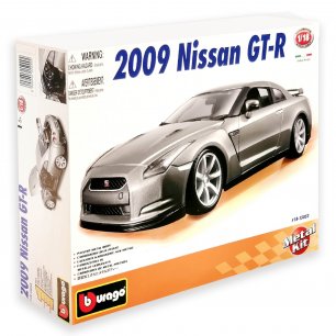 Bburago 2009 Nissan GT-R Metal Kit 1/18