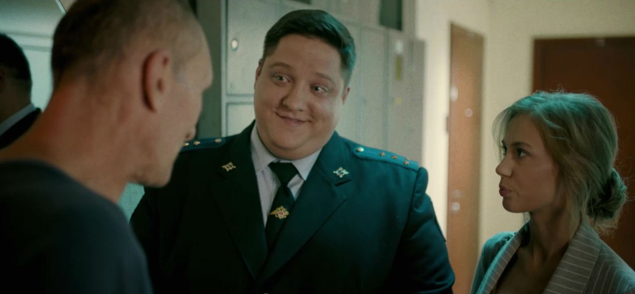 Полицейский с Рублёвки: Ты что ему предложил, идиот?