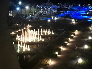 Бассейн, аквапарк, фонтаны