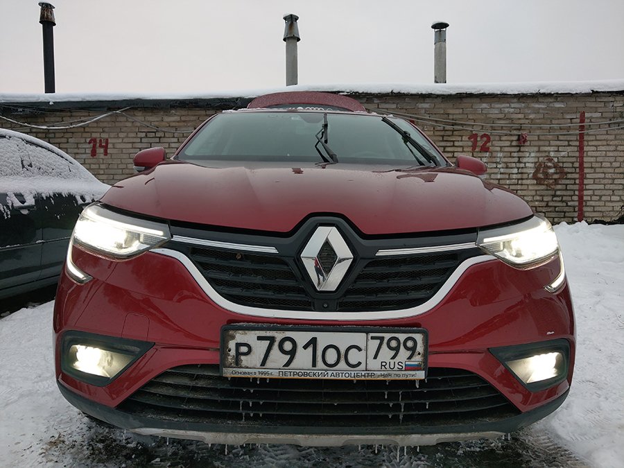 RENAULT ARKANA и LED противотуманки, установка и сравнение со штатной галогенной противотуманкой