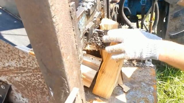 Видео работы дровокола горыныч 9 тонн