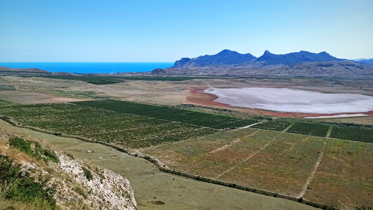 Из Феодосии в самую большую .опу Крыма и гора Клеменьева