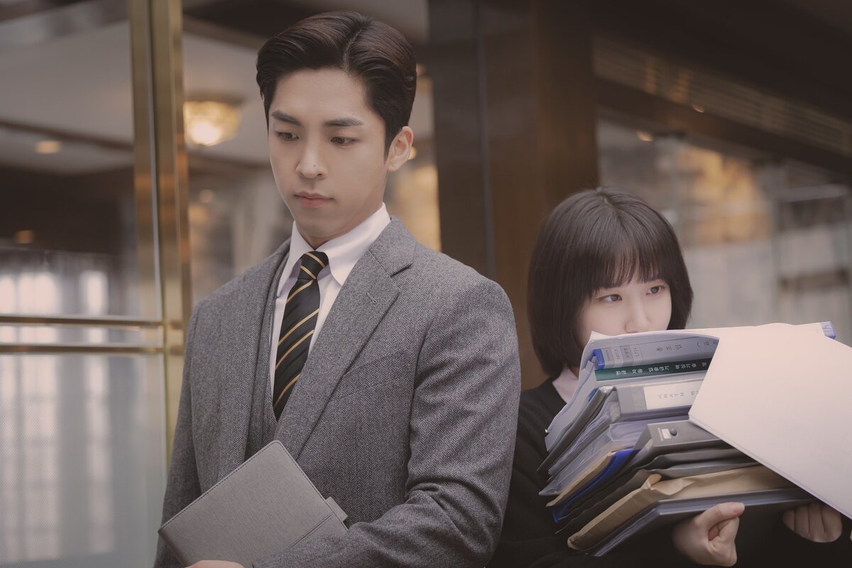 Необычный адвокат - 1 сезон / Extraordinary Attorney Woo /  Isanghan byeonhosa U Yeongu
